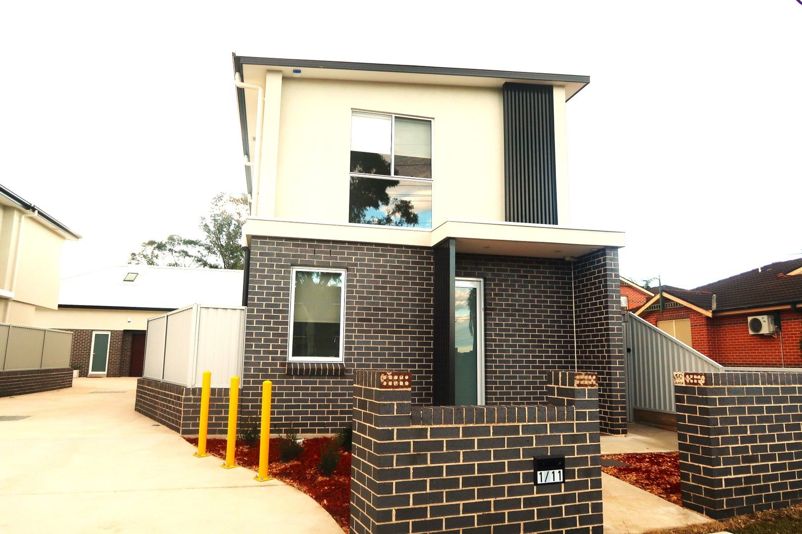 11 Junction Rd, Moorebank NSW 2170 - Townhouse For Rent - $850 | Domain