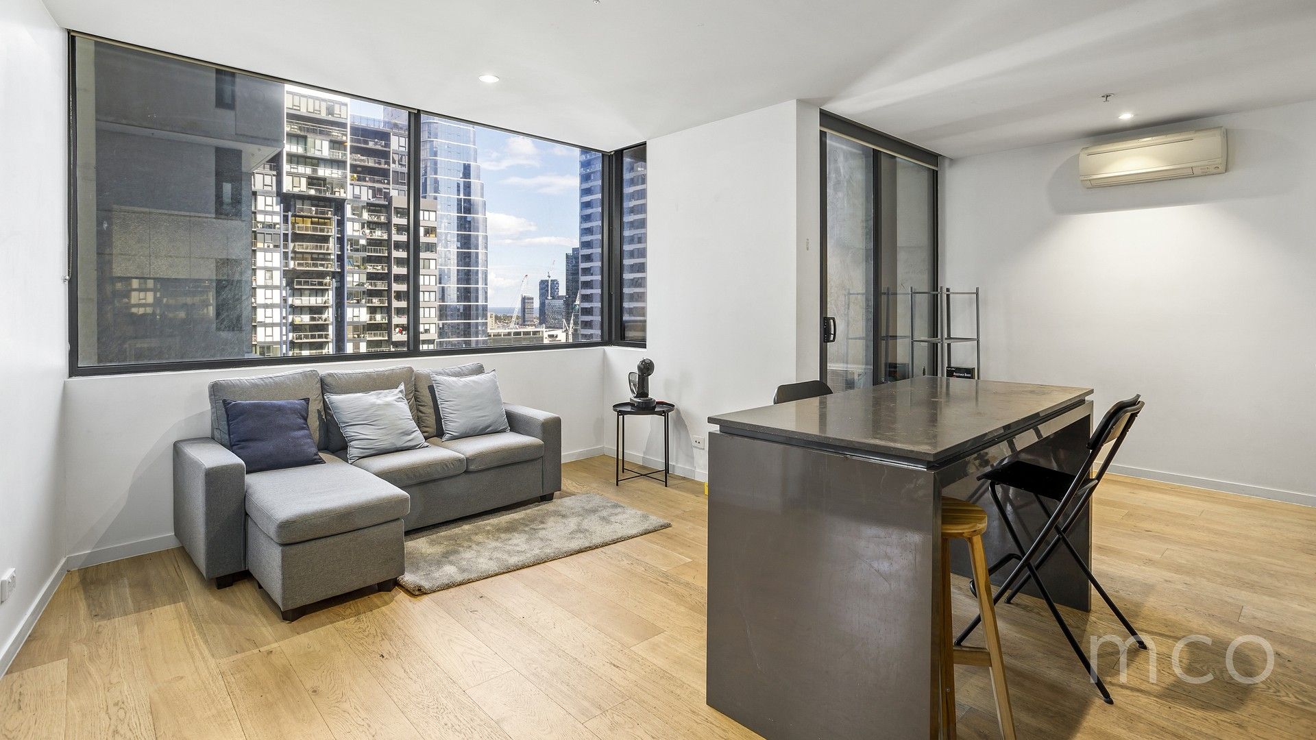 Sold 1802/33 Rose Lane, Melbourne VIC 3000 on 14 Feb 2022 - 2017310523 ...