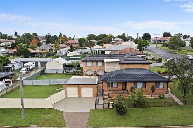 472 Houses for Sale in Rutherford, NSW, 2320 | Domain