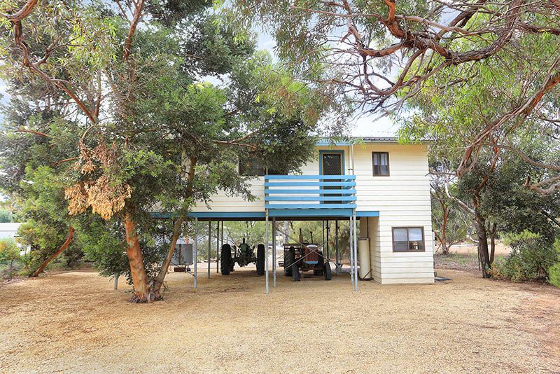 20 Cooper Street, Clinto | Property History & Address Research | Domain