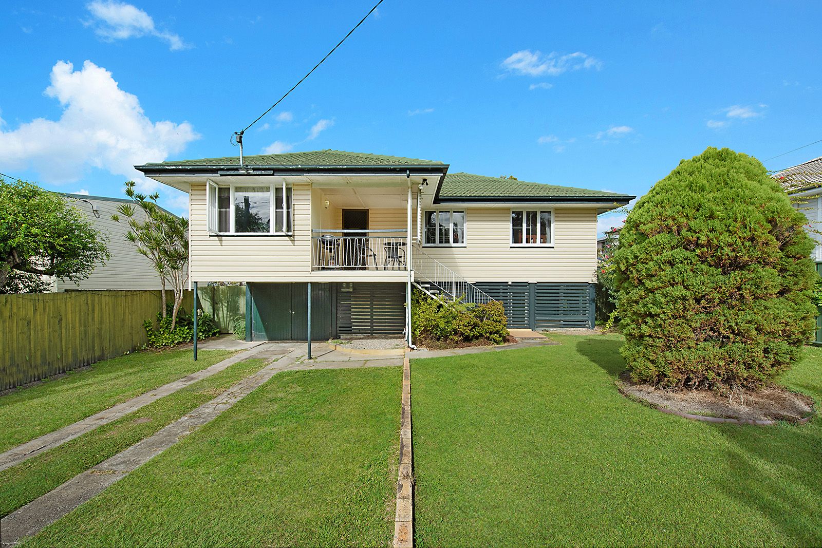 33 Royds Street, Carina QLD 4152 - House For Rent - $550 | Domain