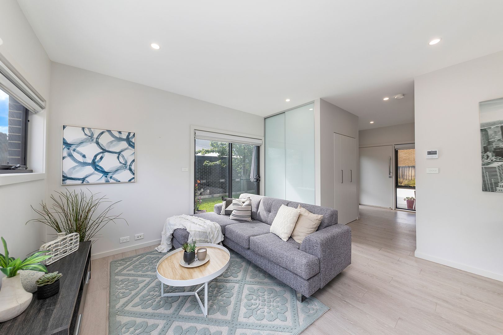 2/1 Gibbes Place, Weetangera ACT 2614 | Domain