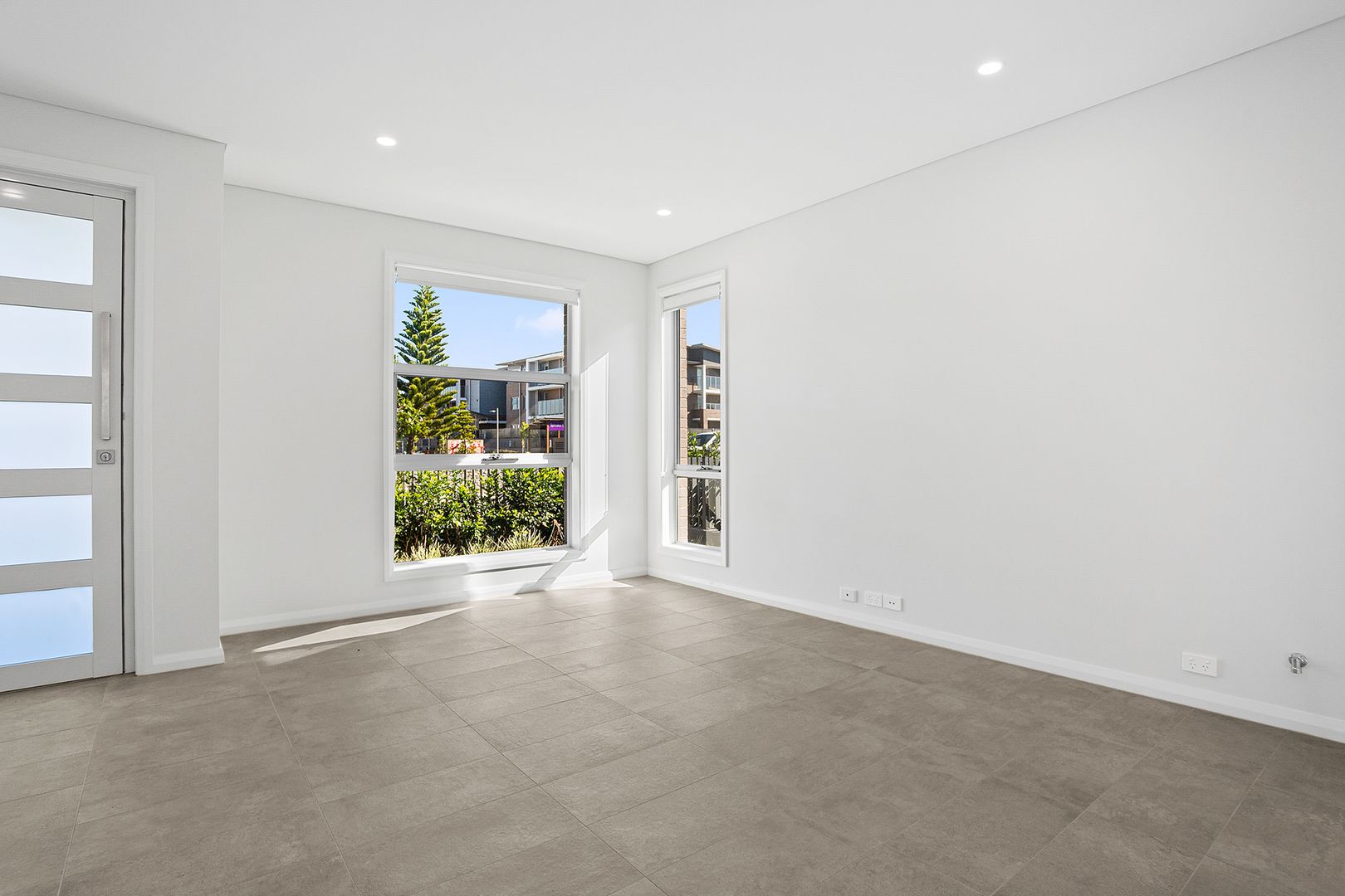 33 Harbour Boulevard, Shell Cove NSW 2529 - House For Rent | Domain
