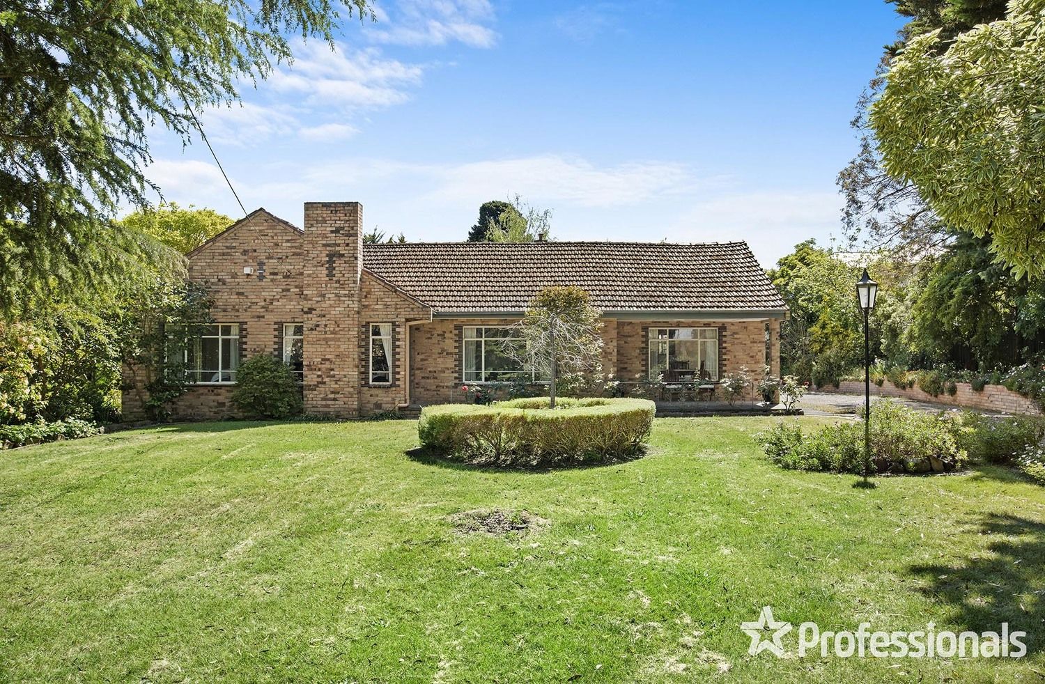 59-61 Cambridge Road, Mooroolbark | Property History & Address Research ...