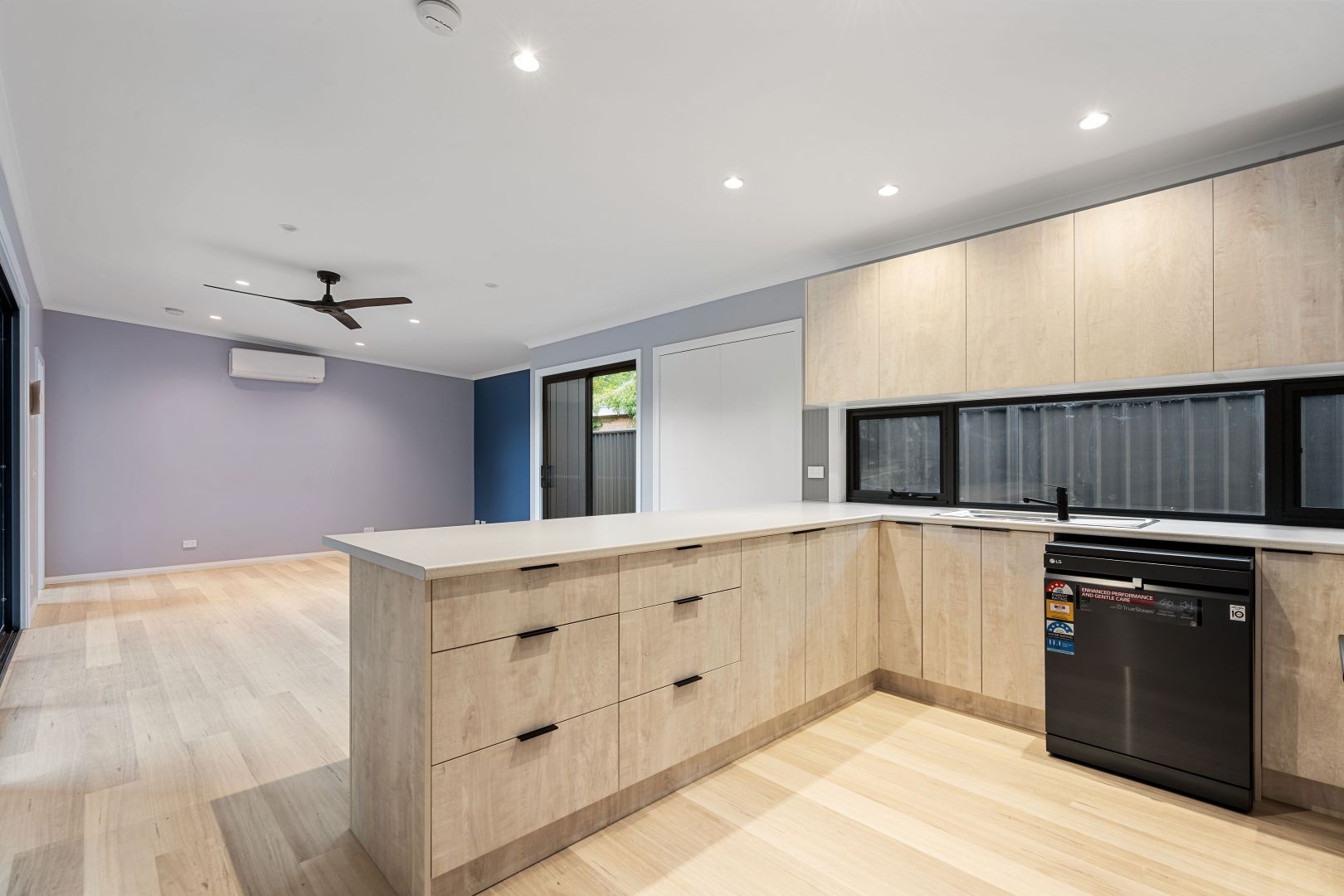 6 Vanzetti Crescent, Kambah ACT 2902 - House For Rent | Domain