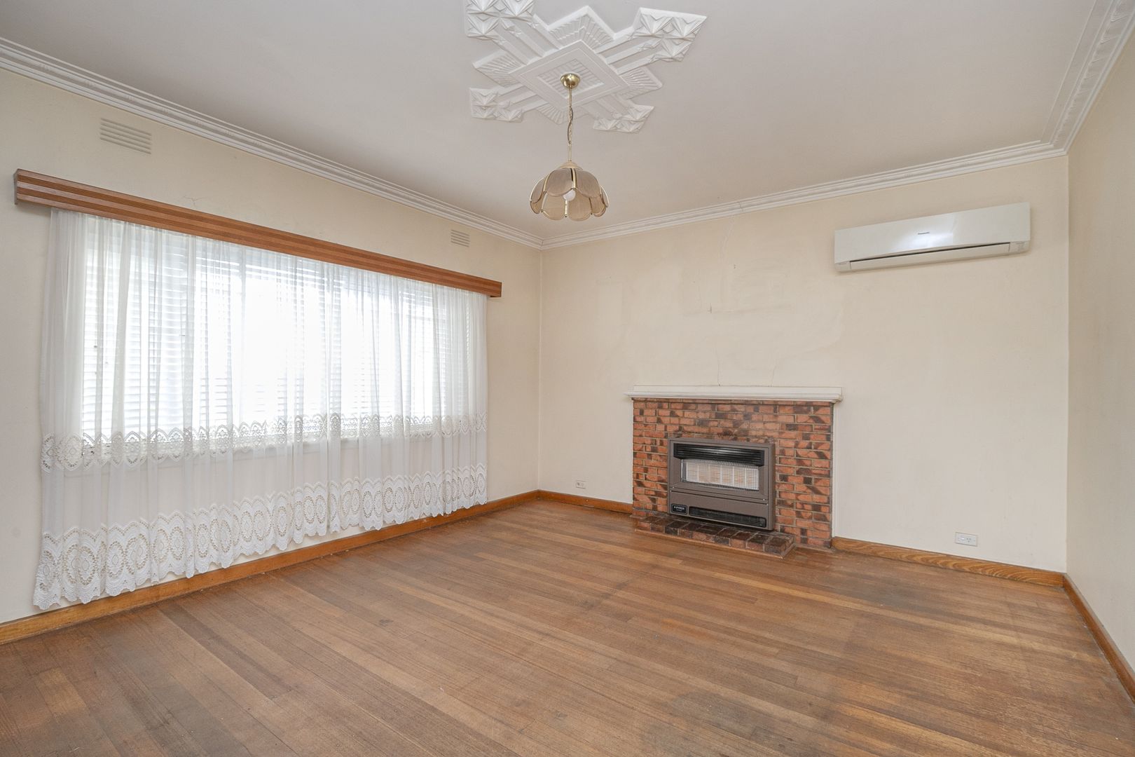 56 Hamilton Street, Niddrie VIC 3042 - House For Rent | Domain