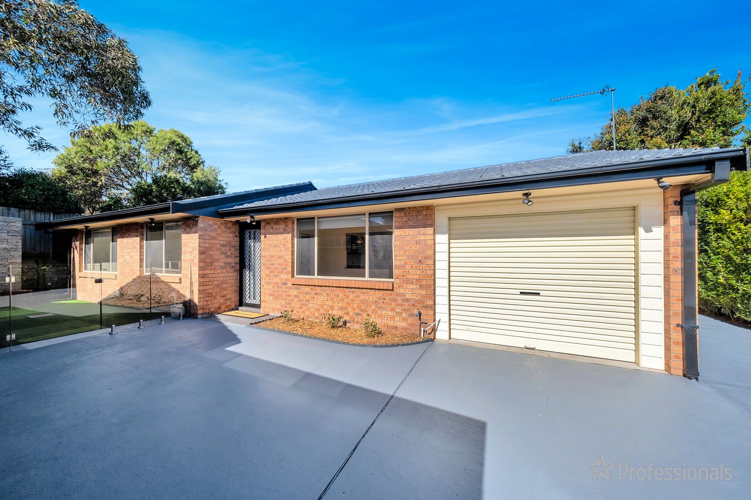 2/17 Conroy Crescent, Kariong | Property History & Address Research ...