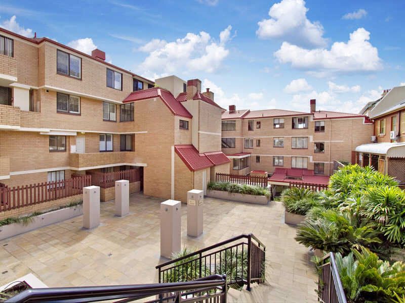 35/71 Victoria Street, Potts Point NSW 2011 - Apartment For Rent | Domain