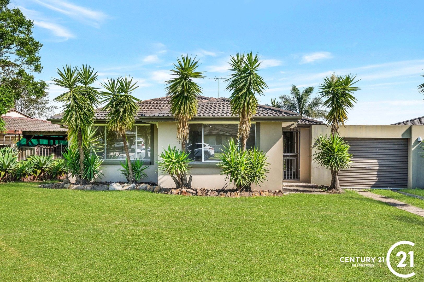 25 Macaulay Street, Wetherill Park NSW 2164 - House For Rent | Domain