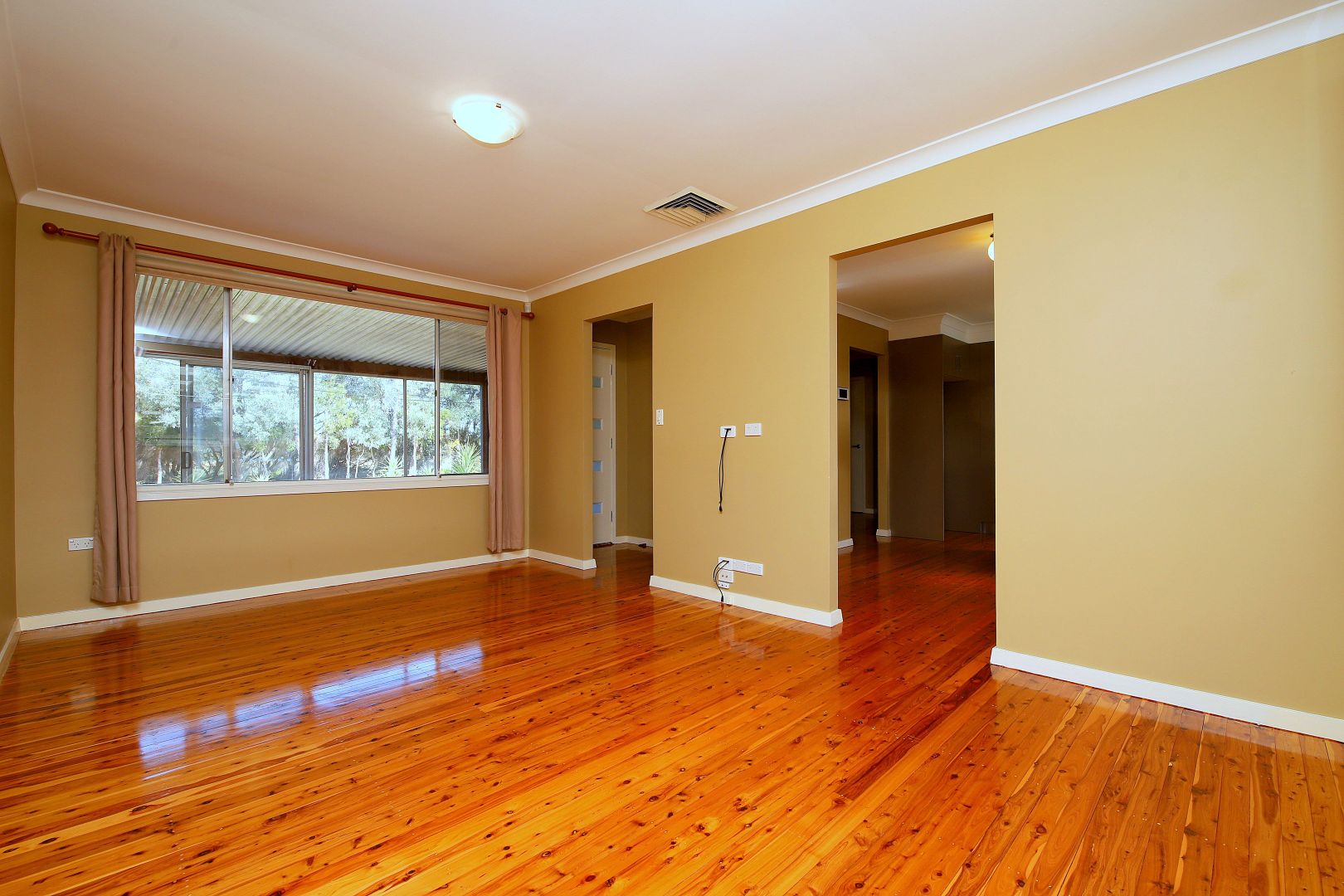 16 Rabaul Road, Georges Hall NSW 2198 - House For Rent - $700 | Domain