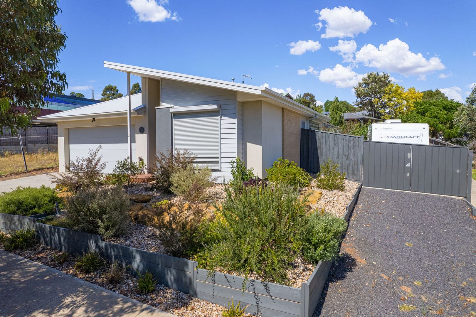2 Lismore Circuit, Bacchus Marsh VIC 3340 | Domain