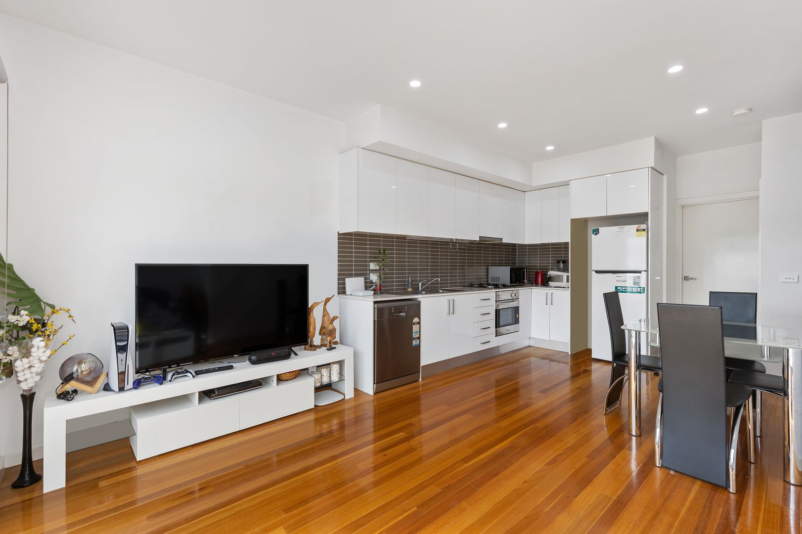 4/10 Lorensen Avenue, Coburg North VIC 3058 | Domain