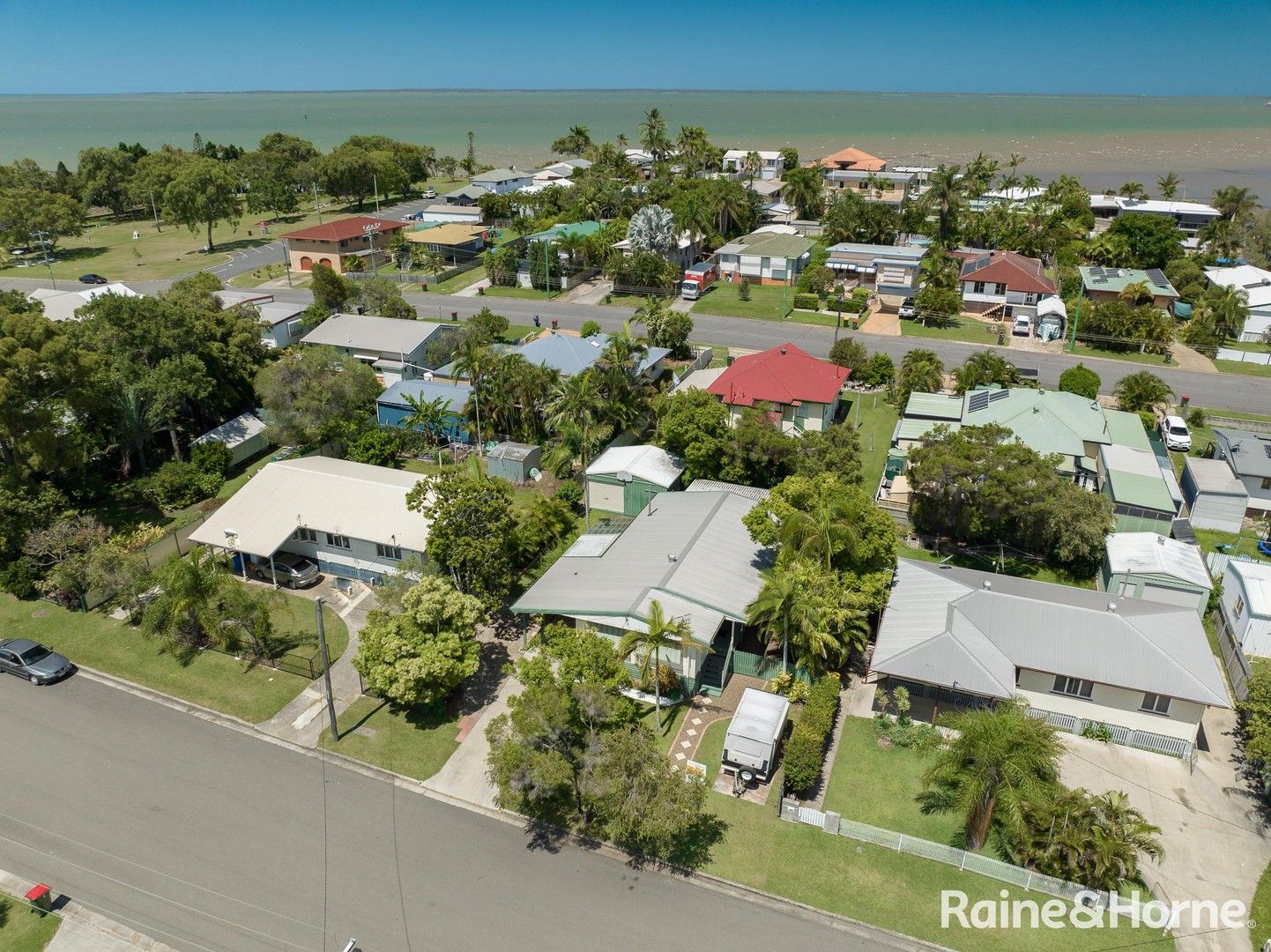 Sold 10 Golding Street, Barney Point QLD 4680 on 16 Jan 2023 ...