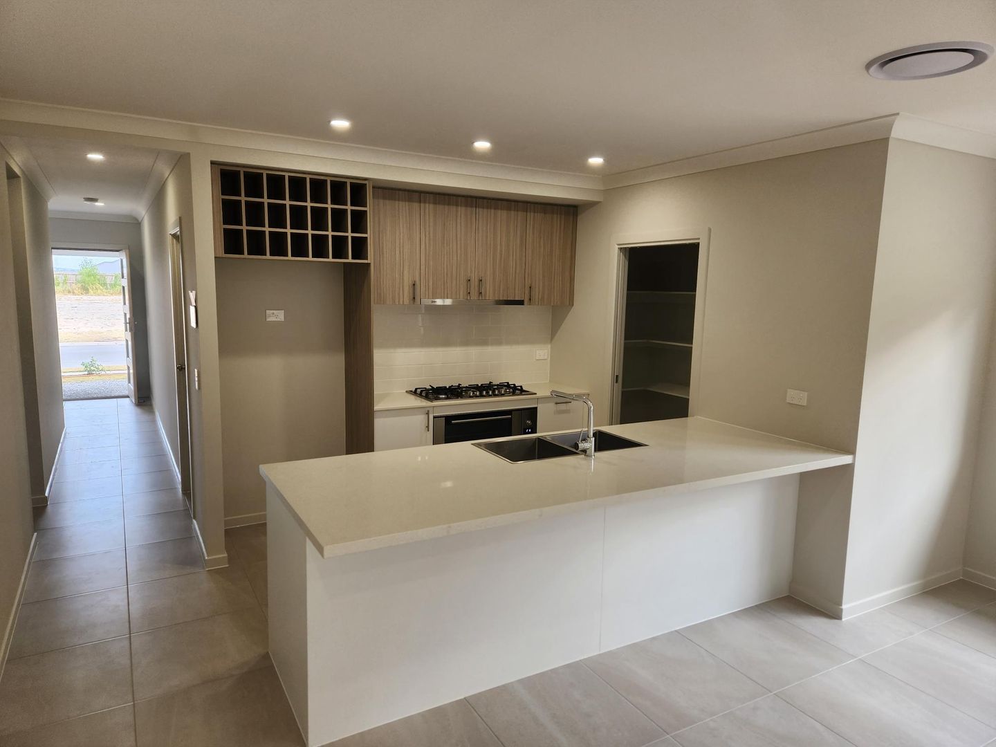 82 Beck Street, Park Ridge QLD 4125 - House For Rent | Domain