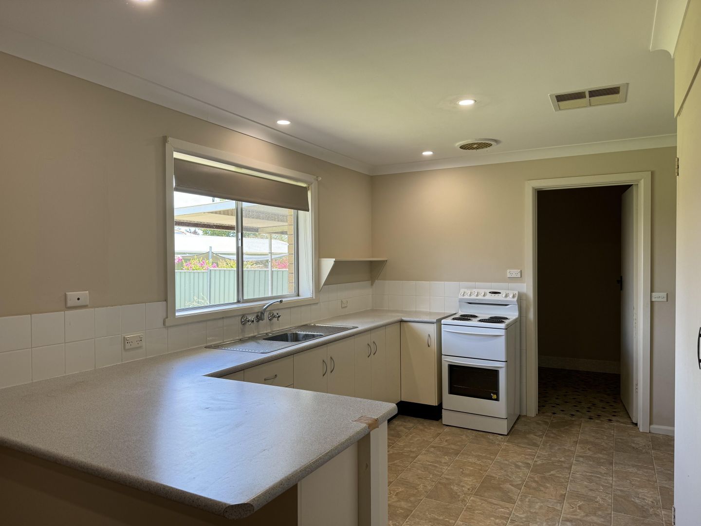 92 Edwards Street, Young NSW 2594 - House For Rent | Domain