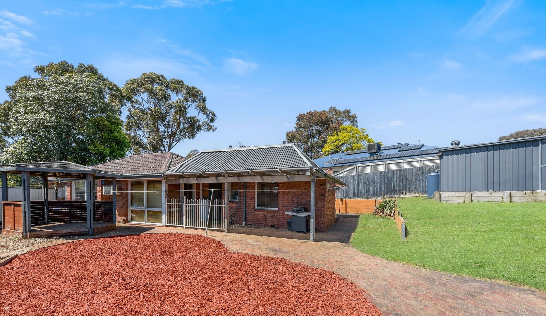 8 Redhill Court, Endeavour Hills VIC 3802 - House For Rent | Domain