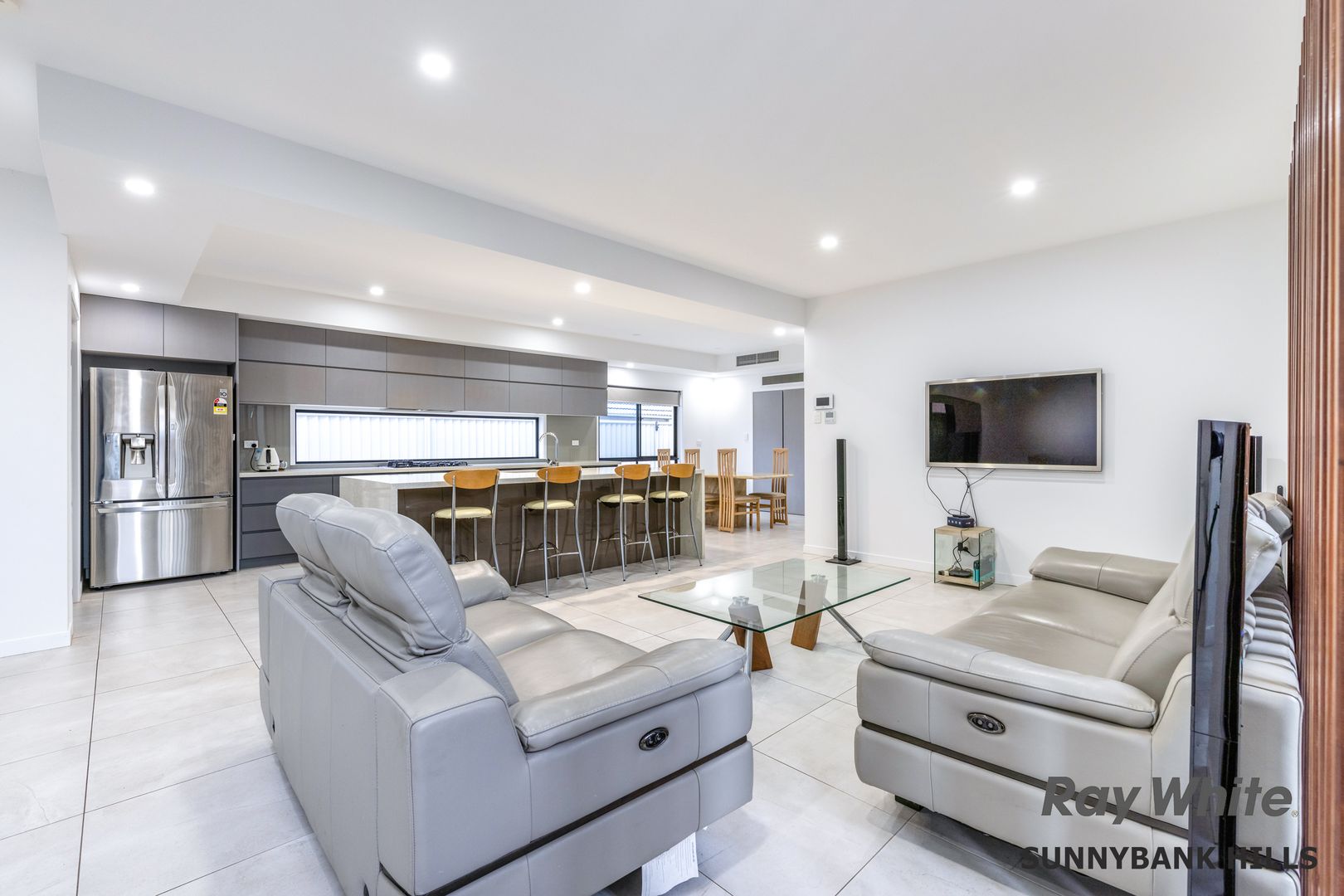 143 Gowan Road, Sunnybank Hills QLD 4109 - House For Rent | Domain