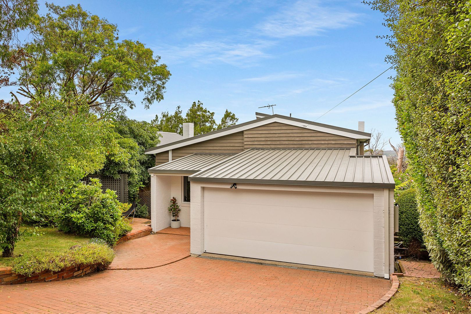 14 Quinns Parade, Mount Eliza | Property History & Address Research ...