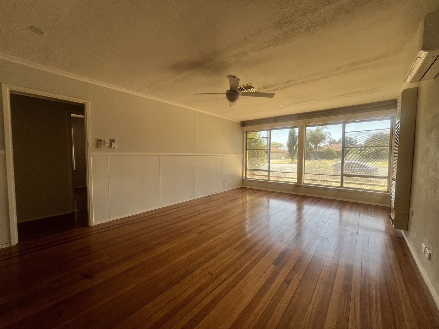 8 Poplar Avenue, Shepparton VIC 3630 - House For Rent | Domain