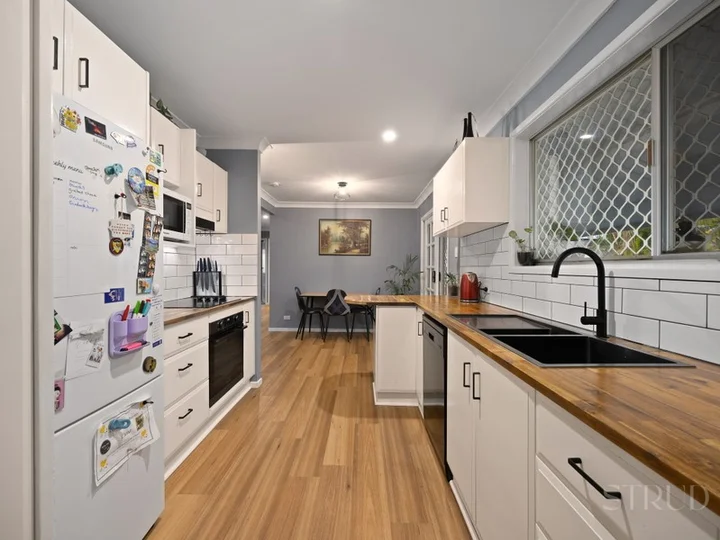 336 Real Estate Properties for Sale in Silkstone, QLD, 4304 | Domain