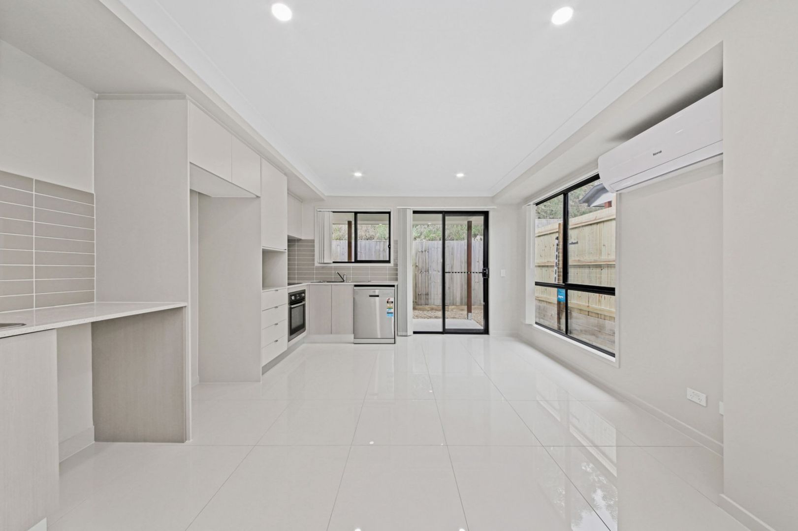 2/32 Tash Court, Waterford QLD 4133 - Duplex For Rent | Domain