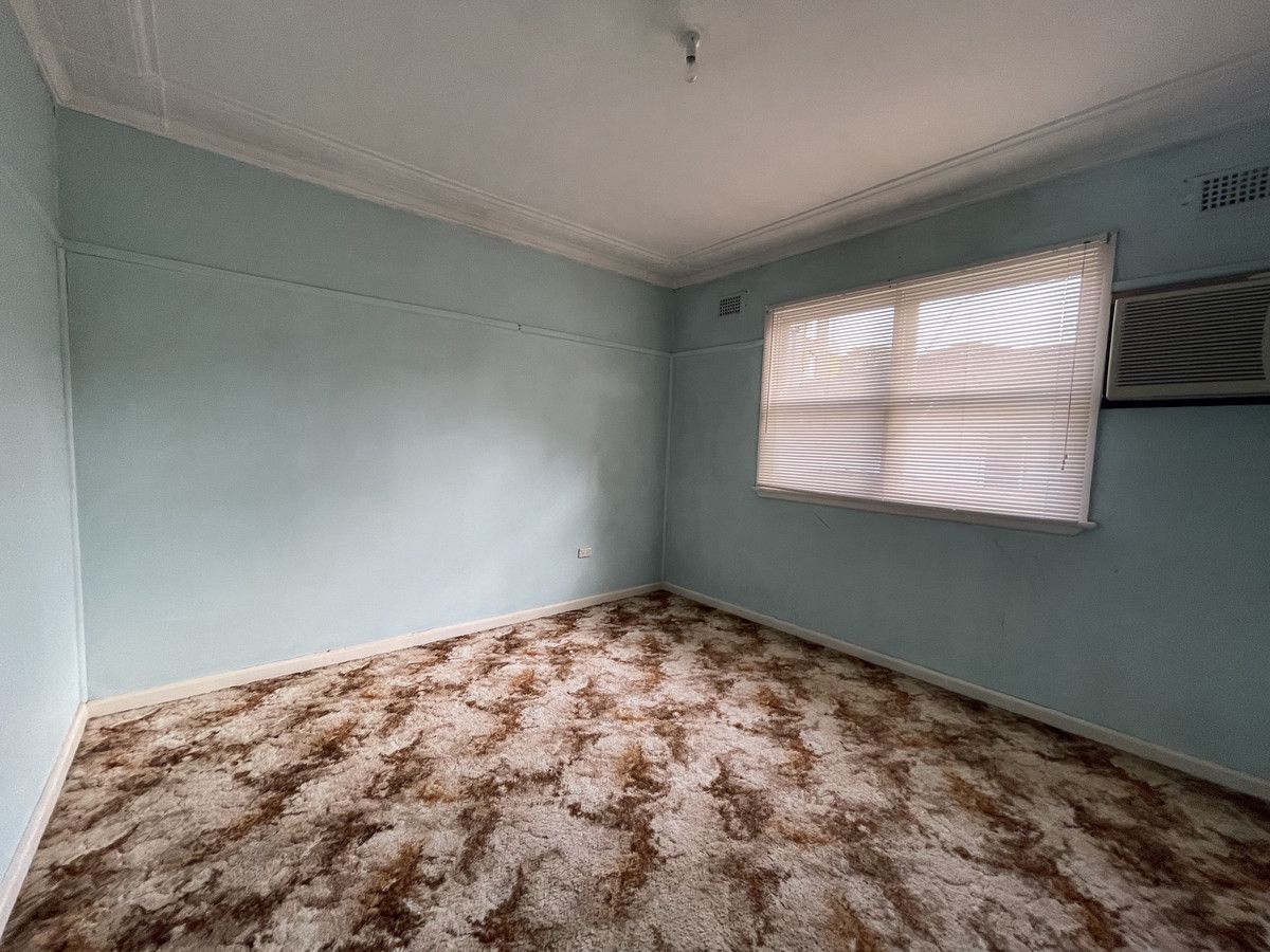 24 Junia Avenue, Toongabbie NSW 2146 - House For Rent | Domain