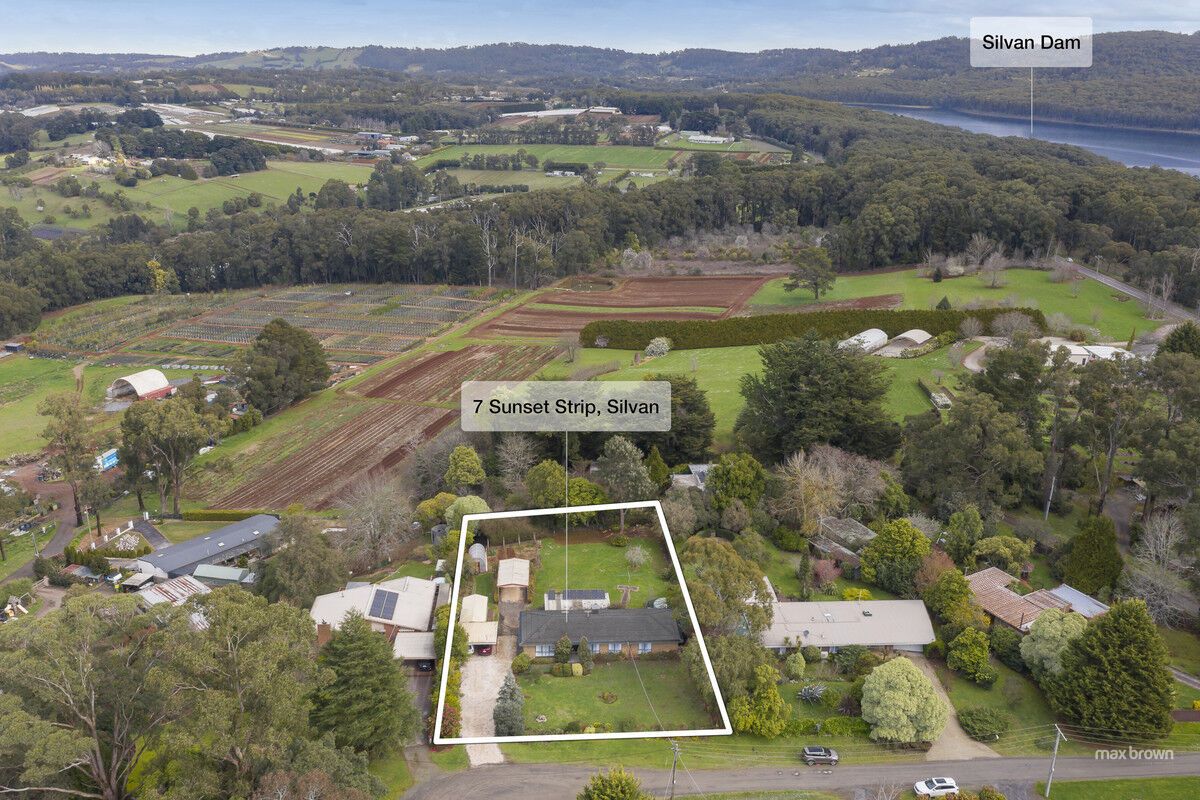 7 Sunset Strip, Silvan VIC 3795 | Domain