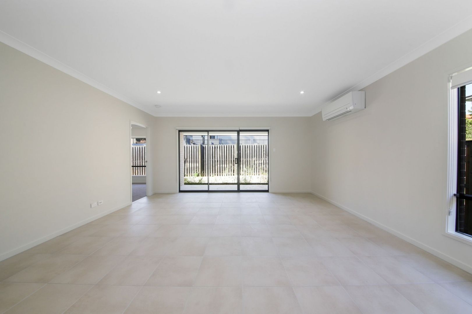 24 Eucalyptus Cct, Springfield QLD 4300 - House For Rent | Domain