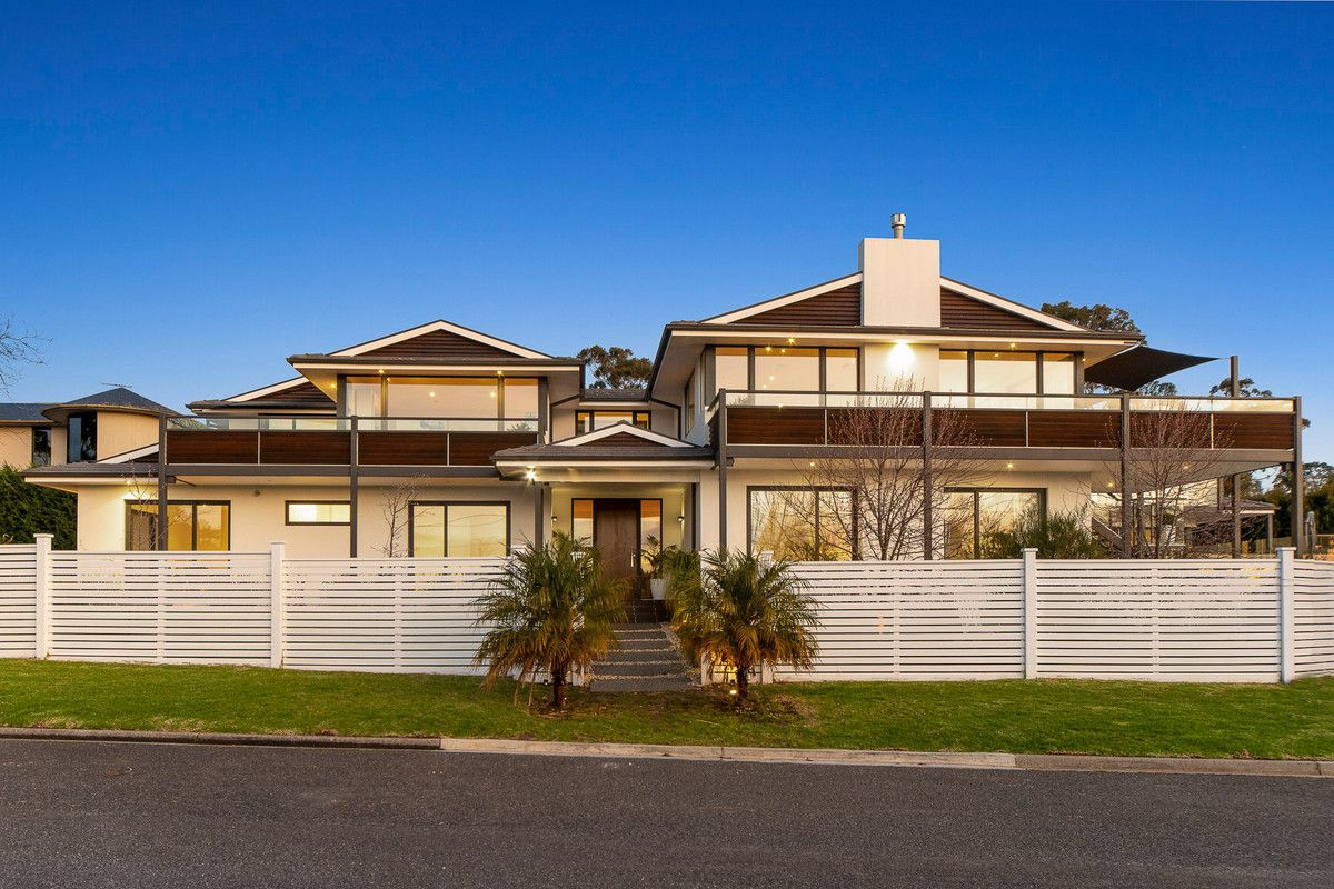 1 Elm Court, Mount Eliza VIC 3930 | Domain
