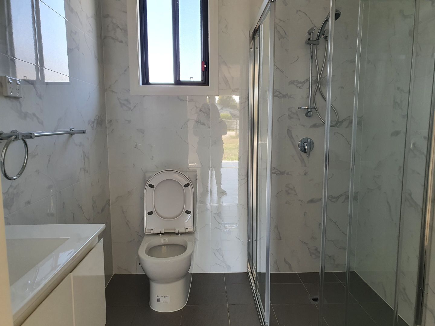 1A Mangariva Avenue, Lethbridge Park NSW 2770 - House For Rent | Domain