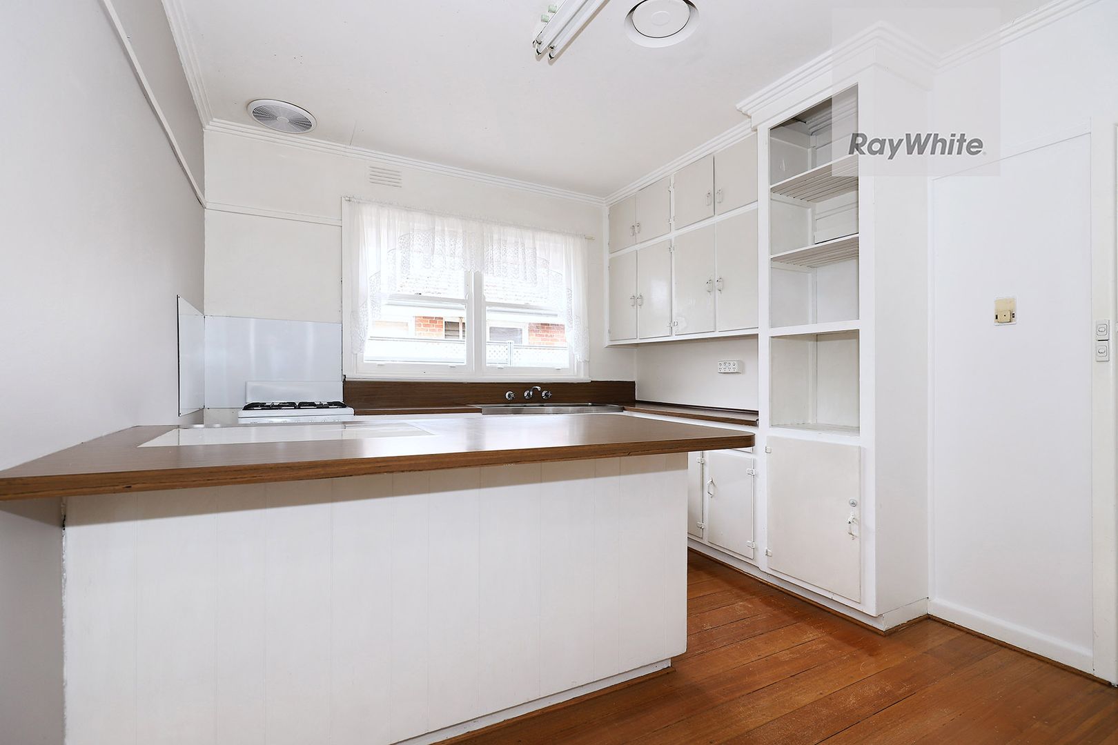 10 Lichfield Avenue, Jacana VIC 3047 - House For Rent | Domain