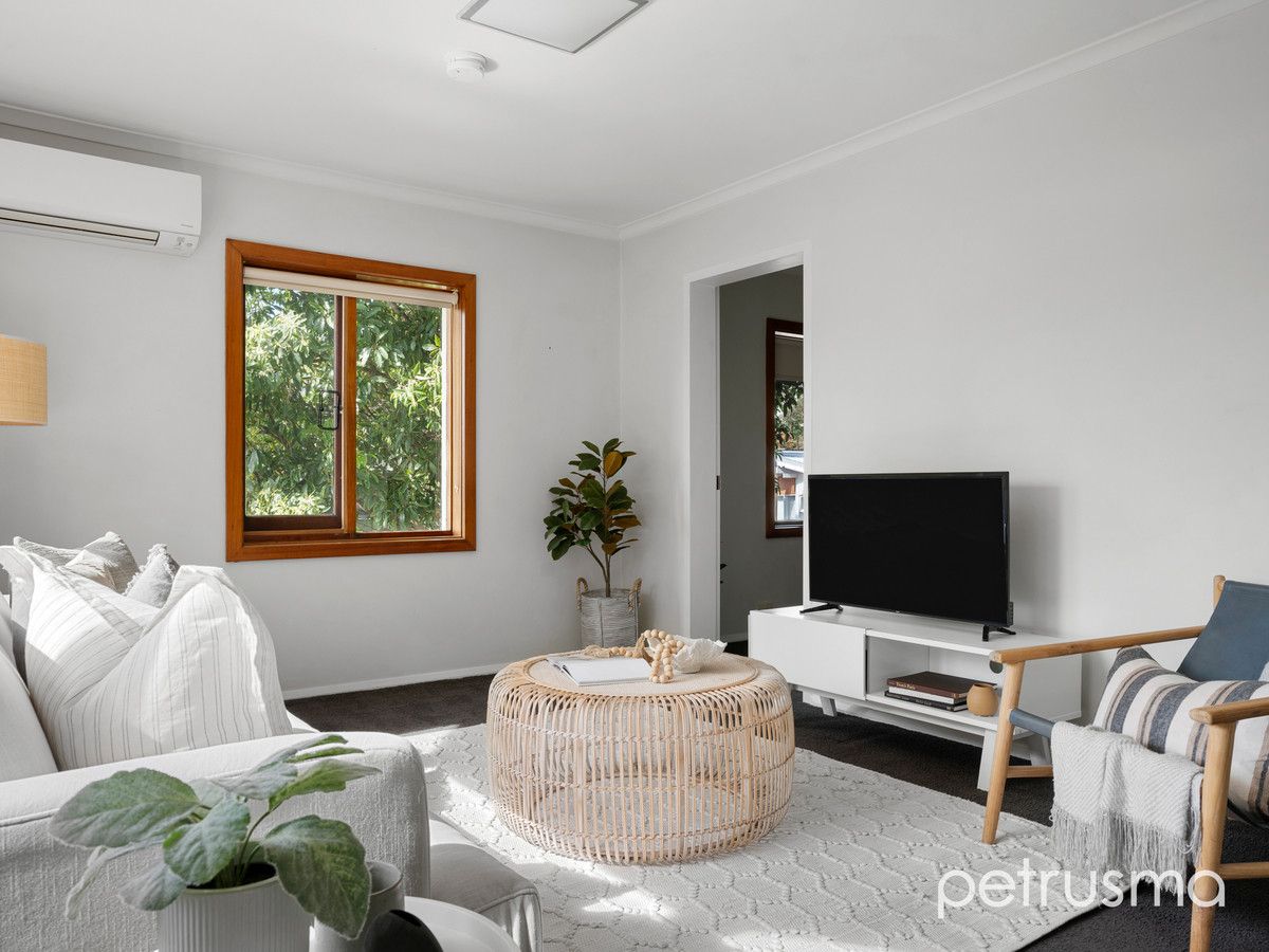 2/8B Lambert Avenue, Sandy Bay TAS 7005 | Domain