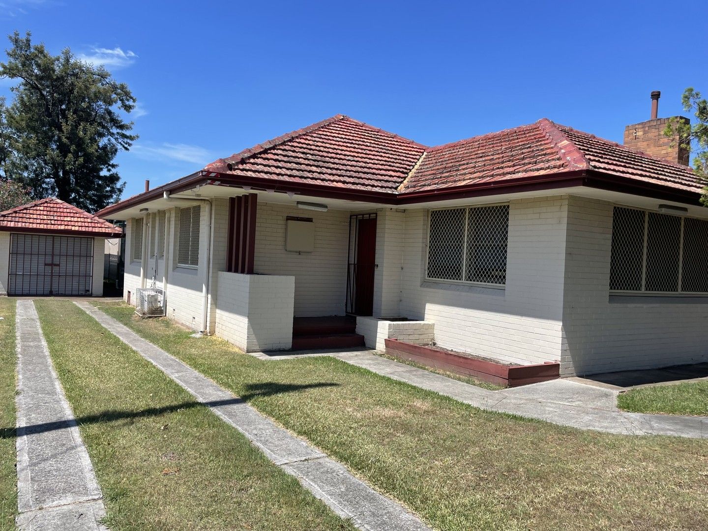 2B Mount View Rd, Cessnock NSW 2325 - House For Rent | Domain