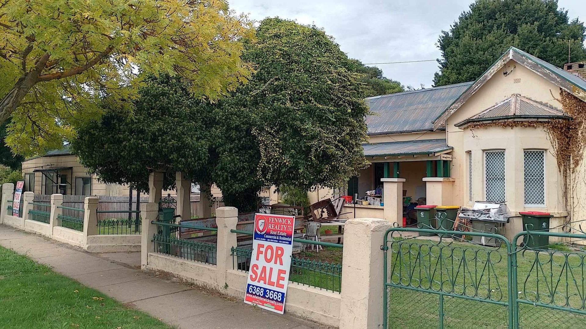 32 Adelaide, Blayney NSW 2799 | Domain