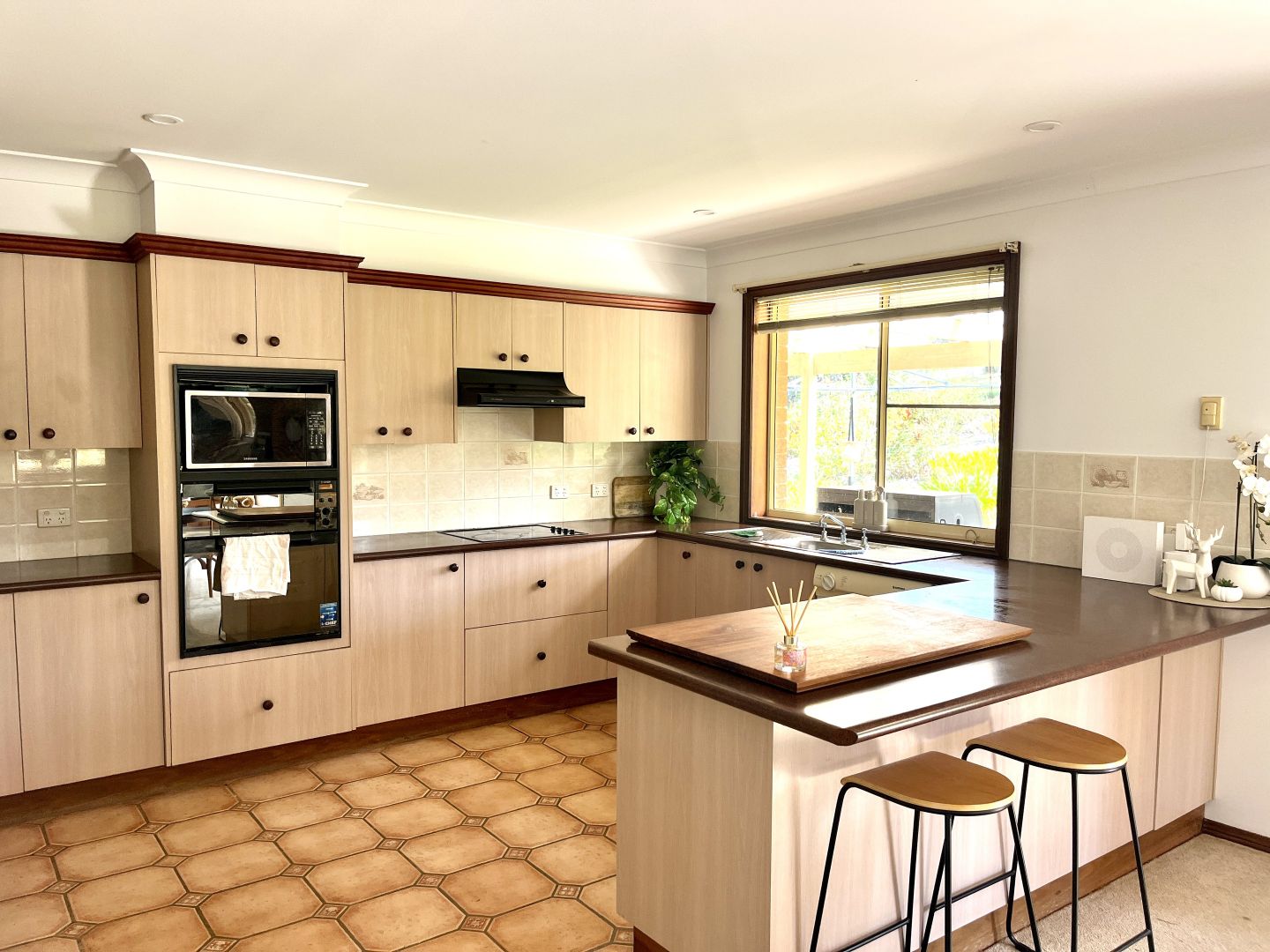 8 Delaware Crescent, Robin Hill NSW 2795 | Domain