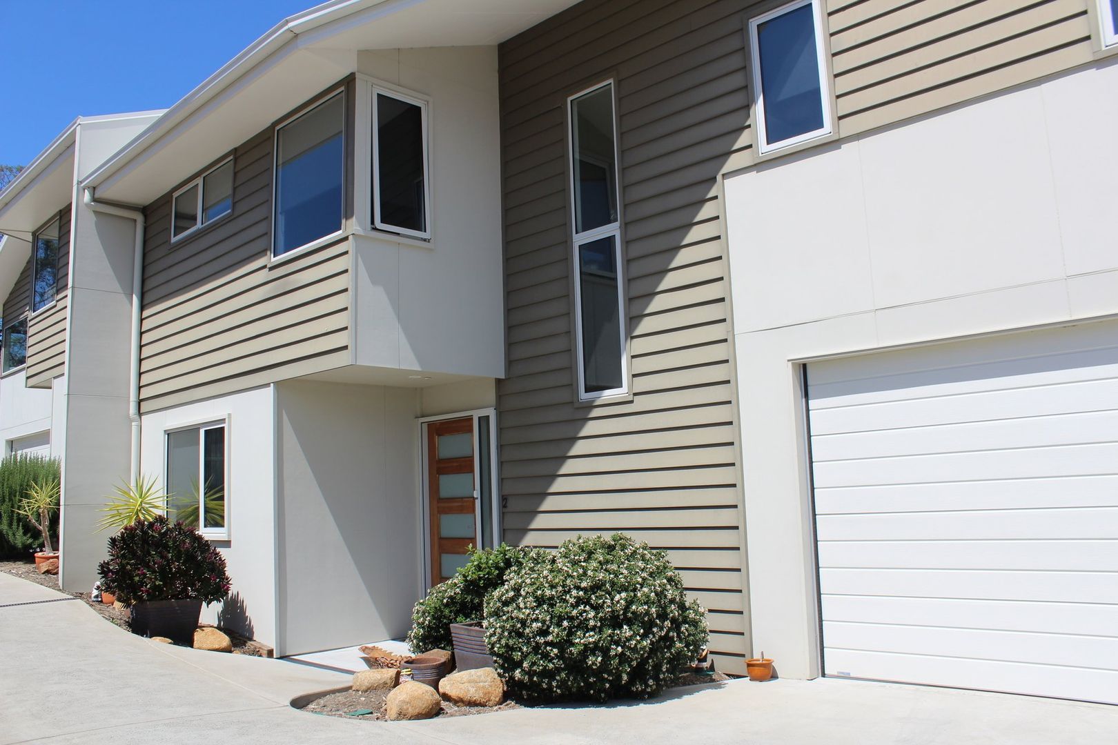 2/8 Antonia Place, Oakdowns TAS 7019 - Townhouse For Rent | Domain