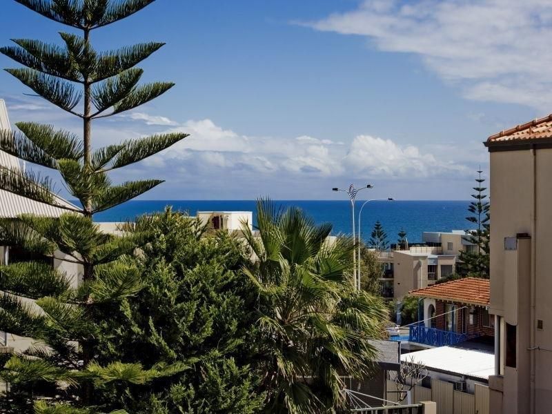 4/35 Filburn Street, Scarboroug | Property History & Address Research ...