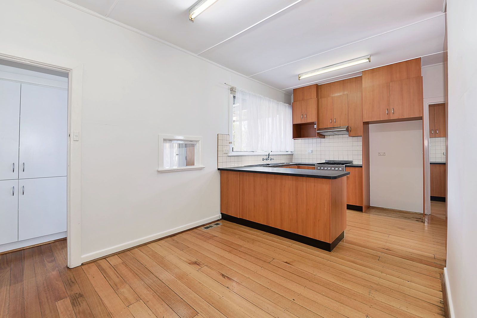 50 Shaw Street, Niddrie VIC 3042 - House For Rent - $585 | Domain