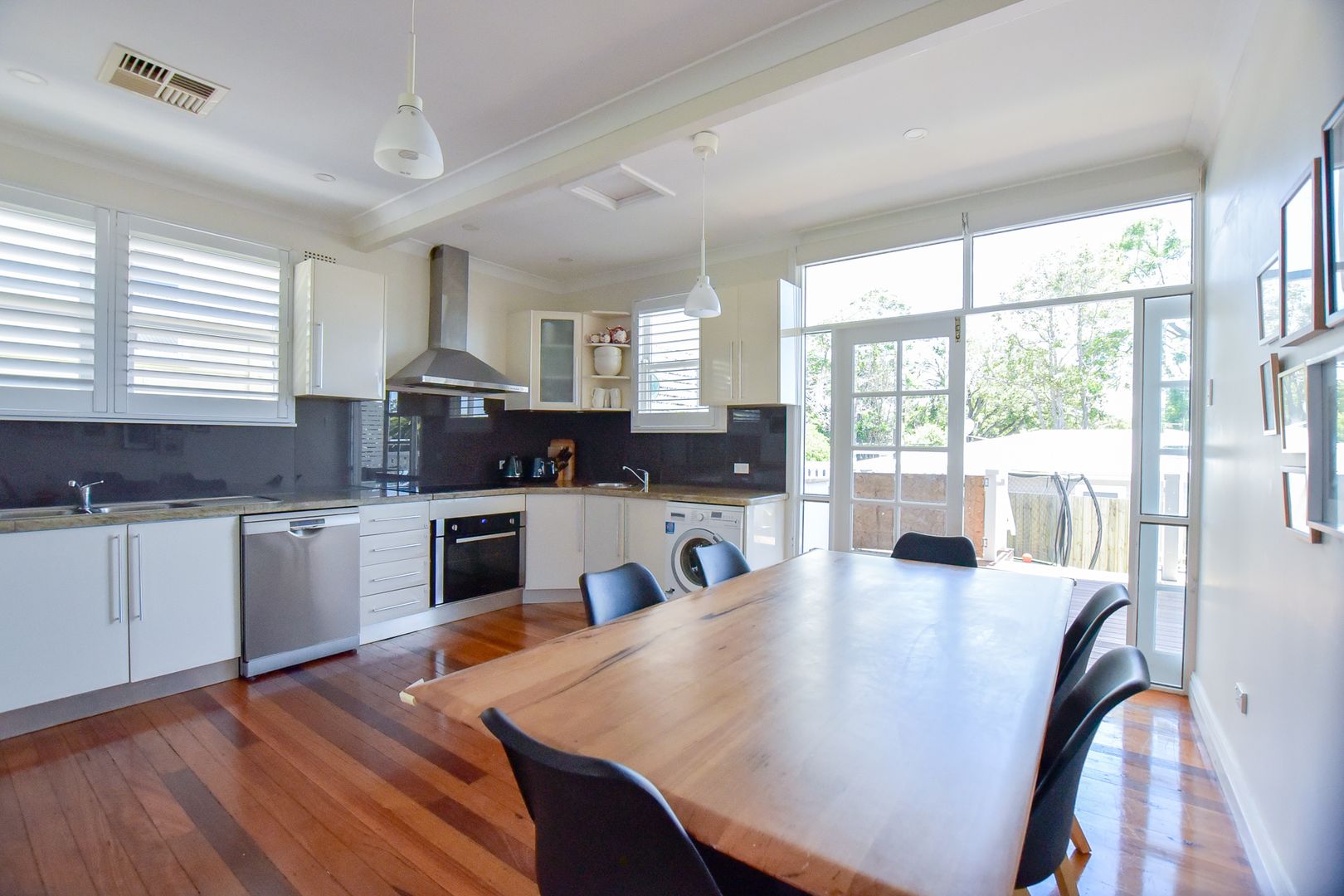 9 The Circle, Jannali NSW 2226 - House For Rent | Domain