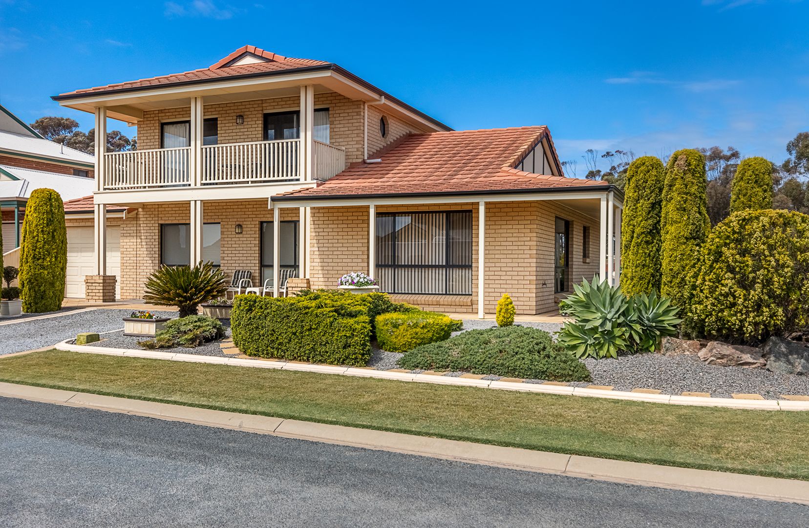 7 Barbican Cl, Wallaroo SA 5556 | Domain