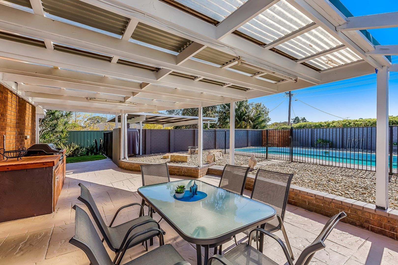 26 Ravenscliffe Road, Shoalhaven Heads | Property History & Address ...