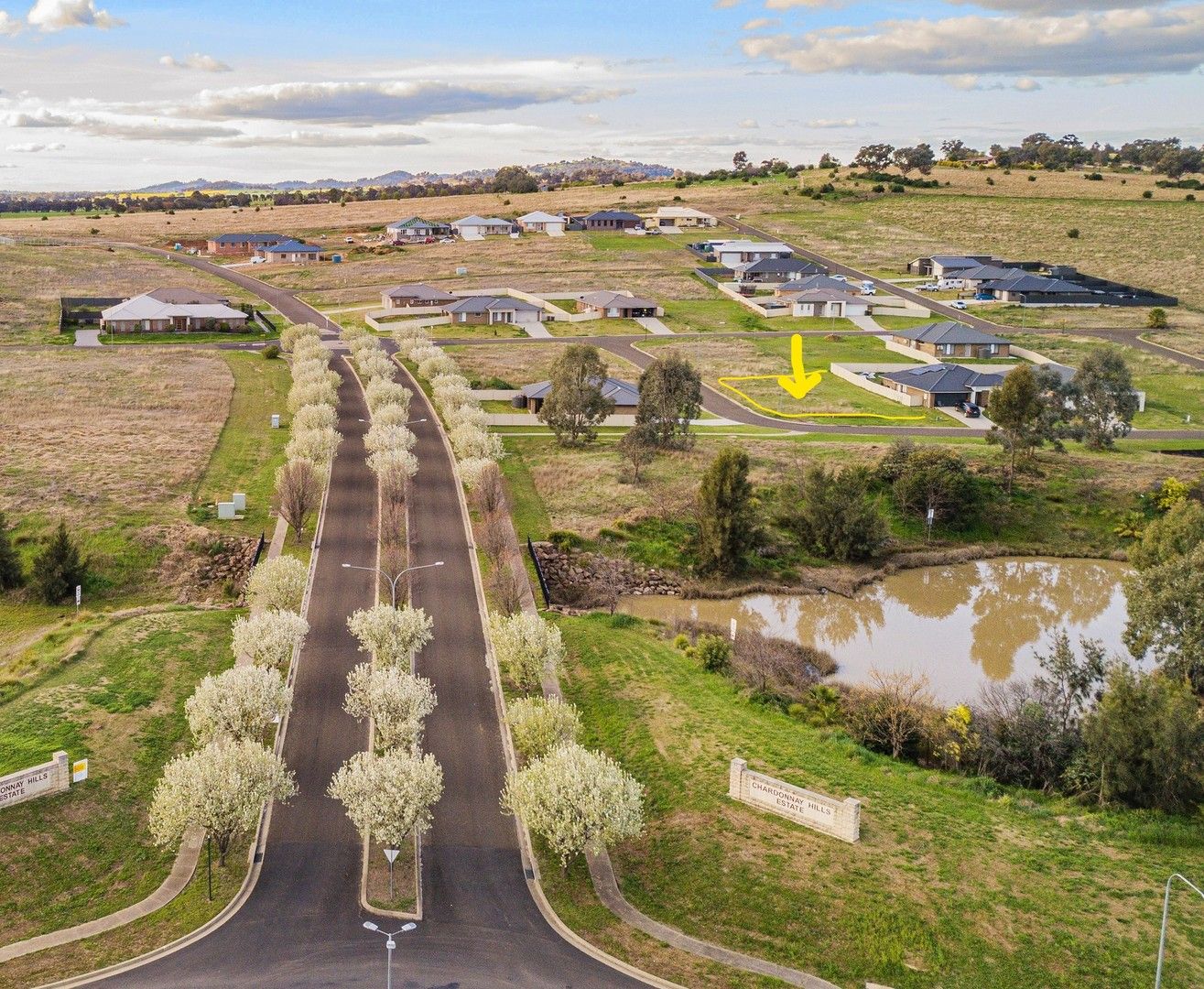 2 Harvest Circuit, Cowra NSW 2794 | Domain