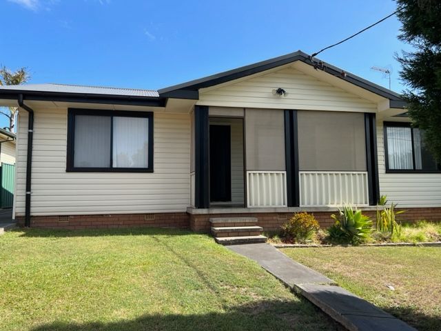 90 MARYLAND DRIVE, Maryland NSW 2287 - House For Rent | Domain