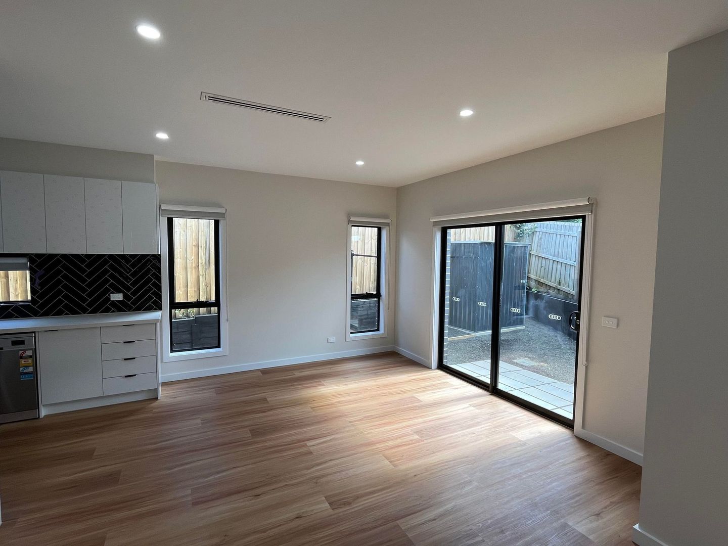 3/8 Almond Drive, Doveton VIC 3177 - Townhouse For Rent | Domain
