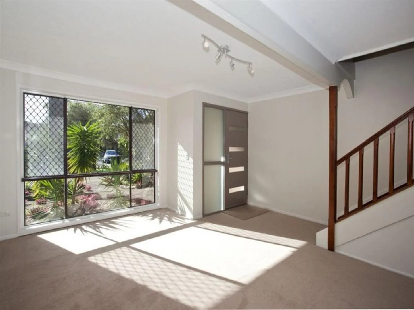 1/7 Angie Court, Mermaid Waters QLD 4218 - Apartment For Rent | Domain