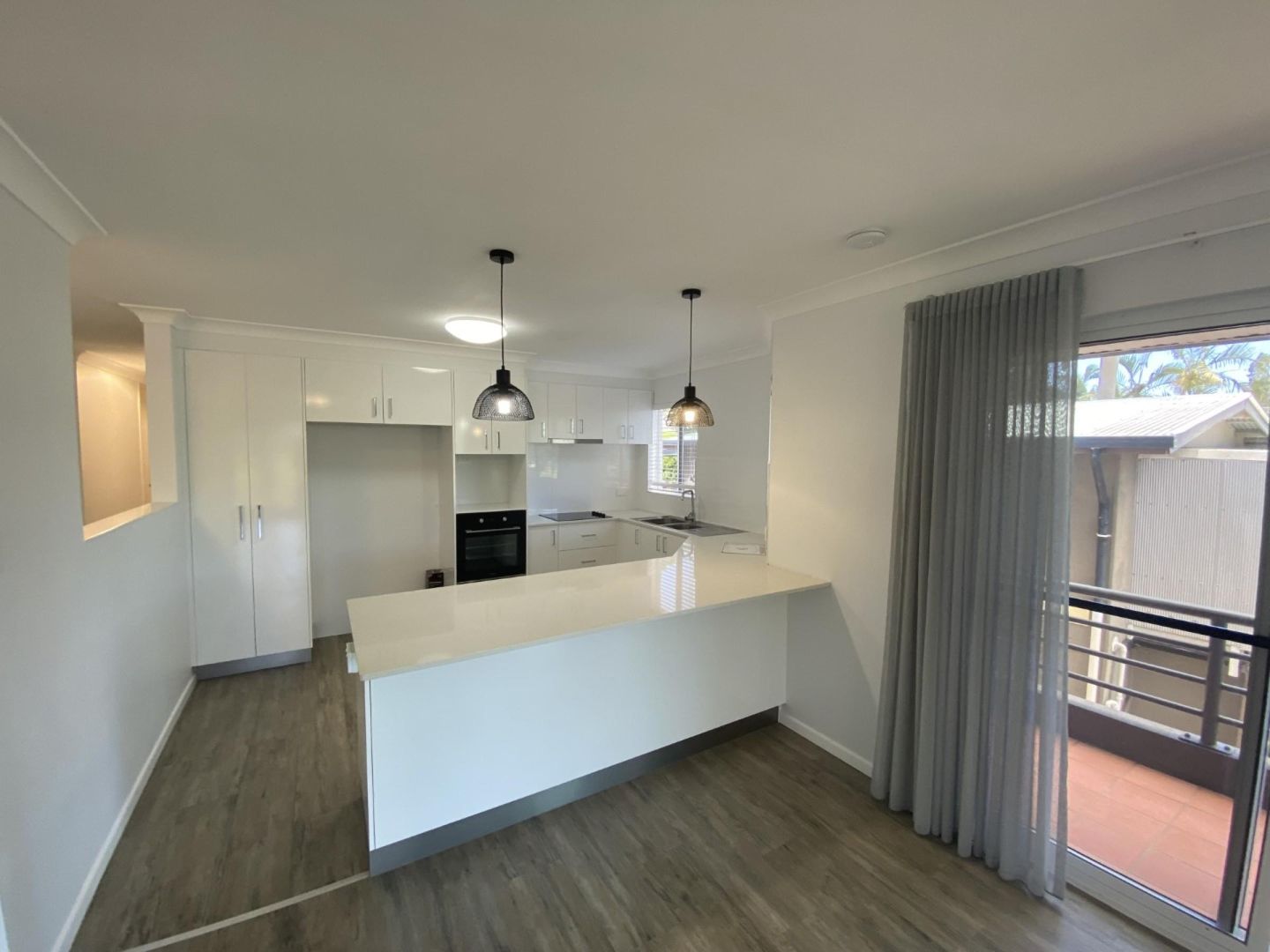 2/5 Lewis Street, Airlie Beach QLD 4802 - Apartment For Rent - $820 ...