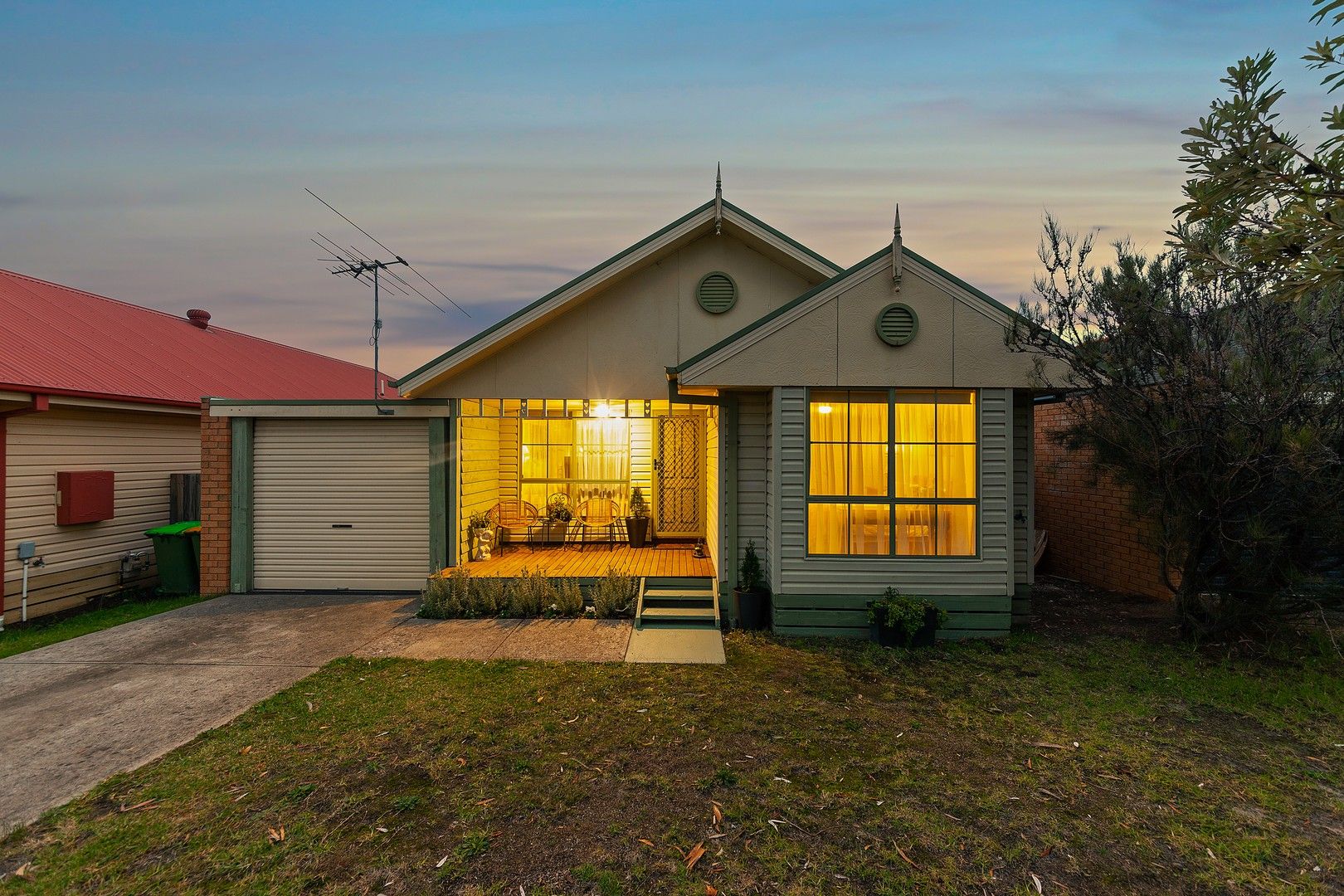 9 Meaby Drive, Pakenham VIC 3810 - House For Rent | Domain