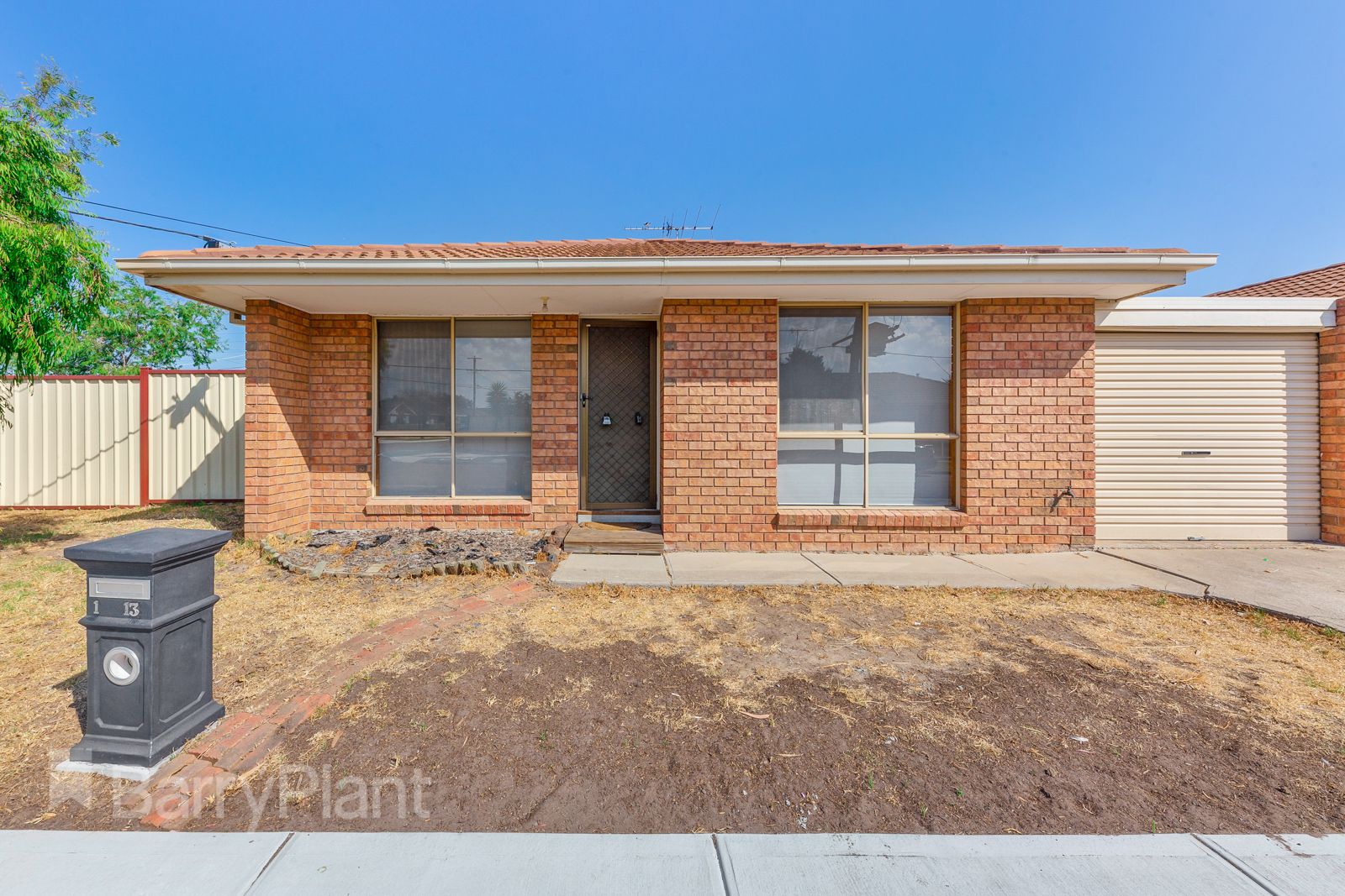 1/13 Branston Road, St Albans VIC 3021 - Apartment For Rent | Domain