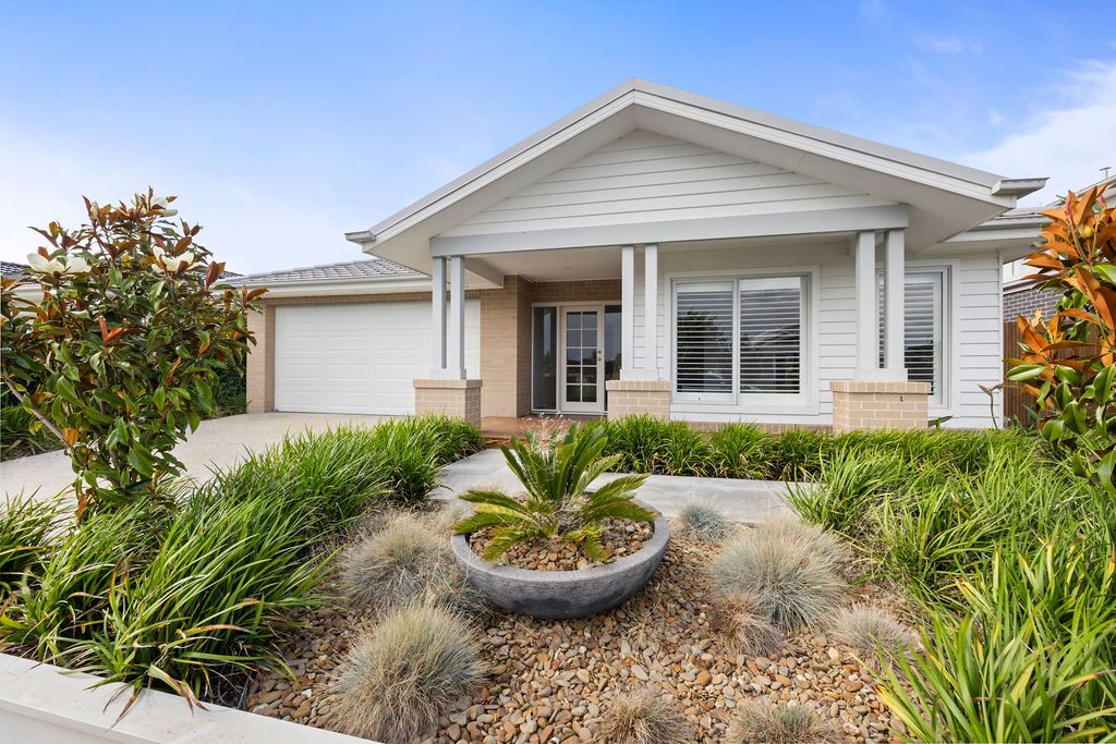 55 Shortridge Drive, Lucas VIC 3350 - House For Rent | Domain