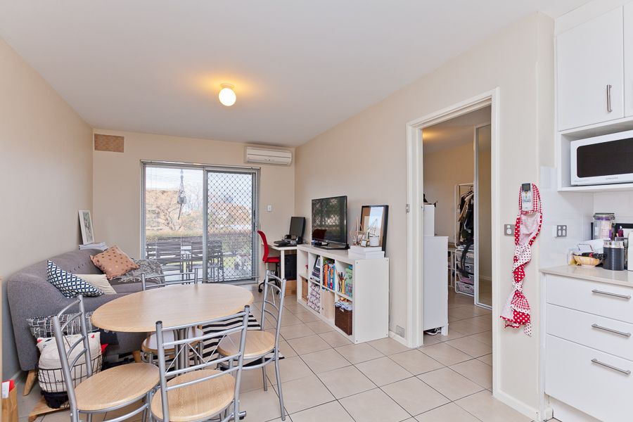 2/2 Russell Avenue, North Pert | Property History & Address Research ...